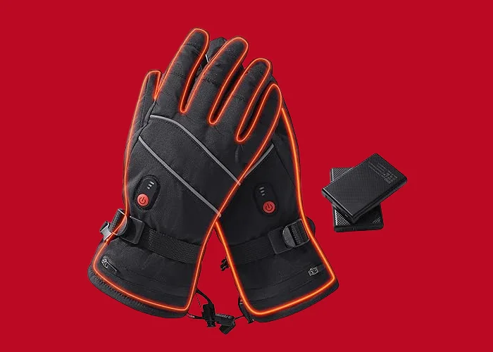 Essential Japanese Ski Gear to Get Before Hitting the Slopes